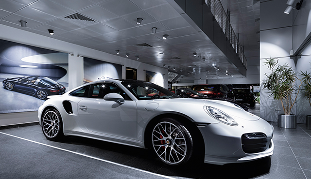 Light for presentation and retail - Zumtobel